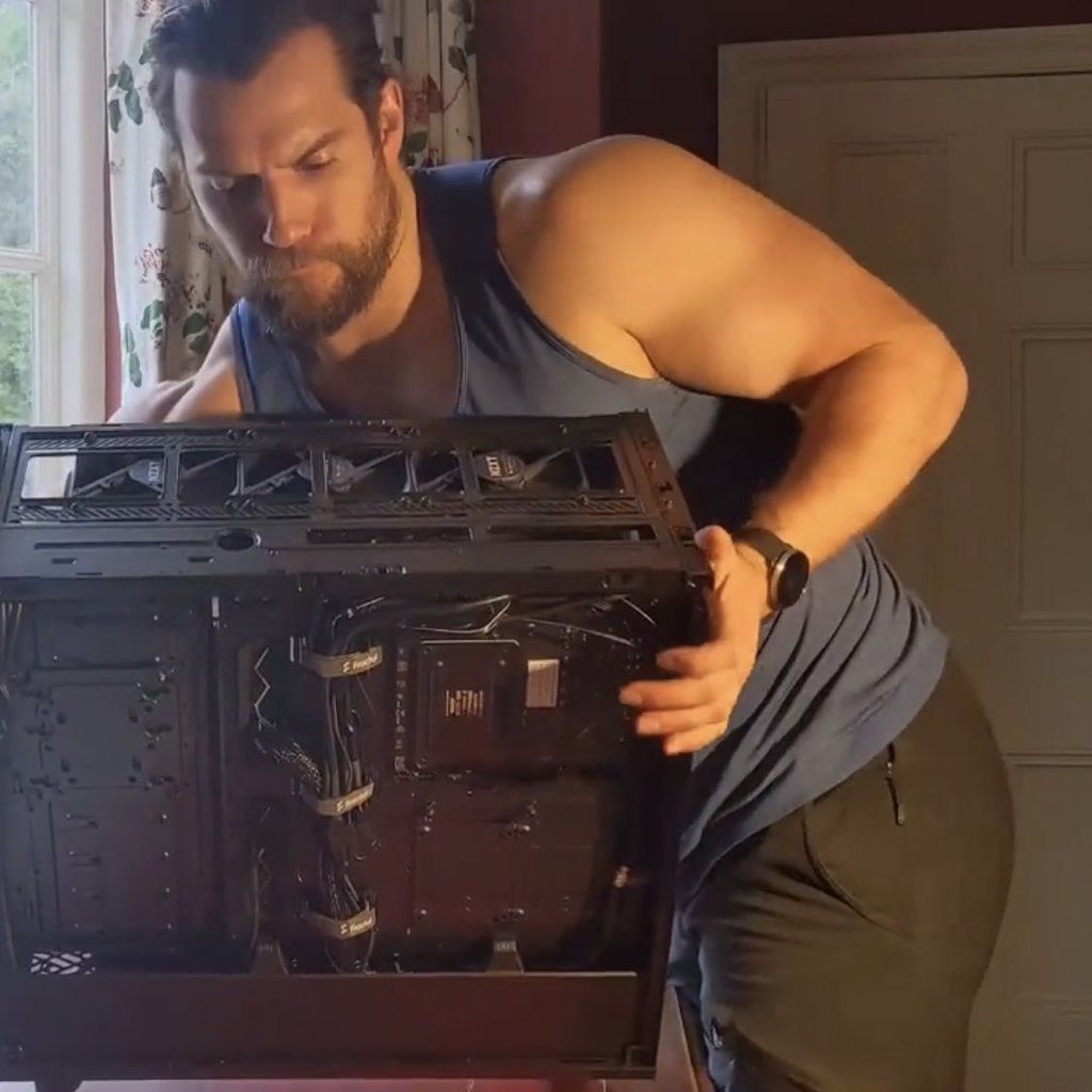 Watch Henry Cavill, noted hot man, learn to build a PC…
