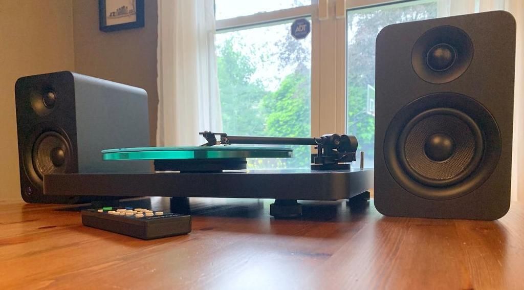 NAD C 558 Review: A Minimalist Turntable Designed To…