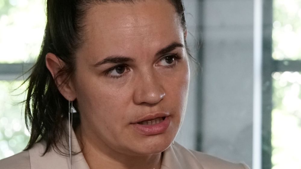 Who is the woman challenging Belarusian President…