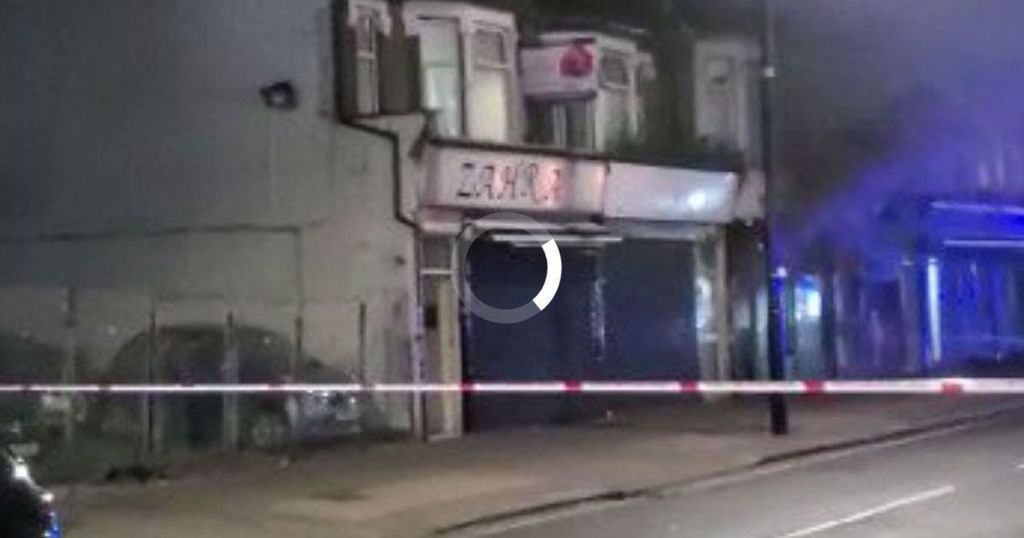 Green Street fire: 100 firefighters at scene as dozens…