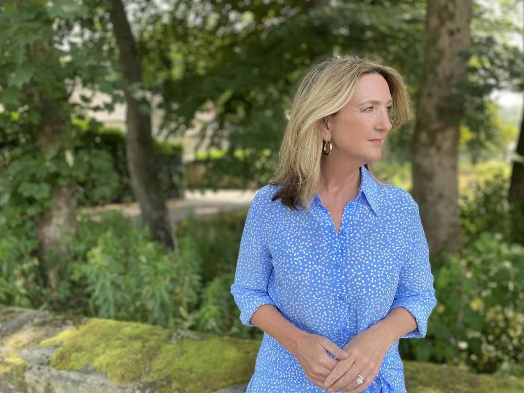 Victoria Derbyshire opens up about domestic abuse she…