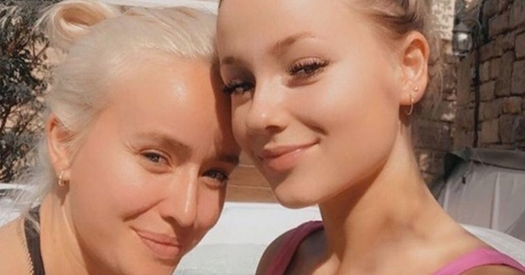 Emmerdale star Sammy Winward poses for rare snap with…