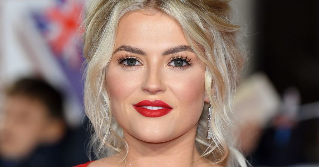 Lucy Fallon fans claim YouTuber Joe Weller fancies her…