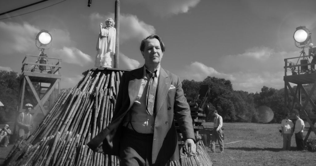 David Fincher's Netflix film unveils starry first look…