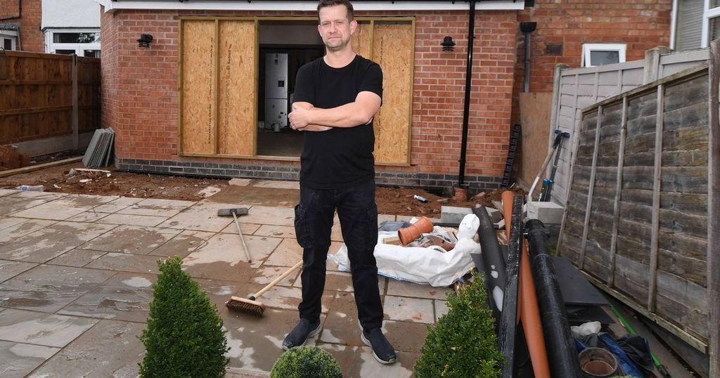 TV builder slammed after downing tools half way…